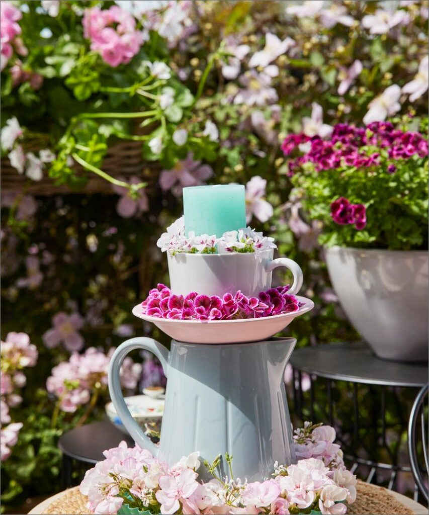 Floral scene-setters. Ideas for table and party decor featuring ...